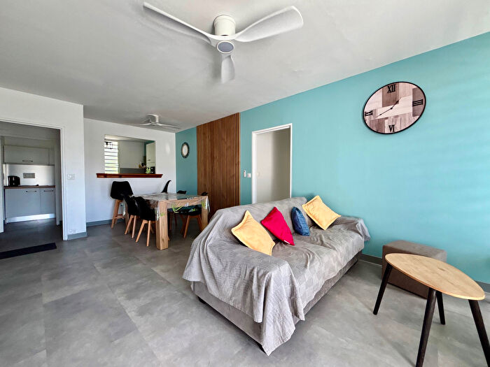 Appartement à vendre - Les Abymes - 6 pièces - 5 chambres