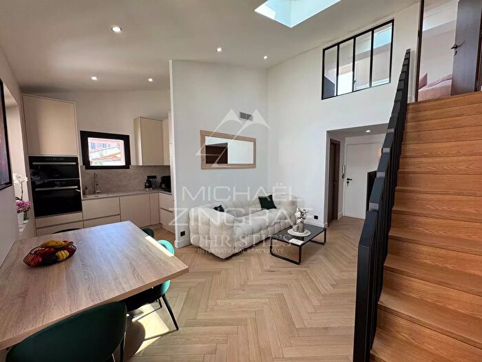 Appartement à vendre - Antibes, Coeur de ville - 3 pièces - 2 chambres