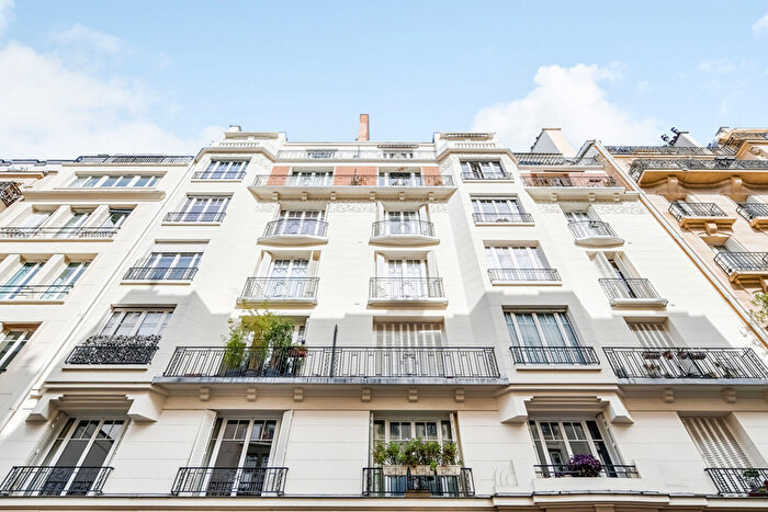 Appartement 2 pièces à vendre - Paris 18ème, Grandes Carrières, Clichy
