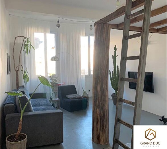 Appartement à louer - Marseille ème arrondissement - 1 pièce