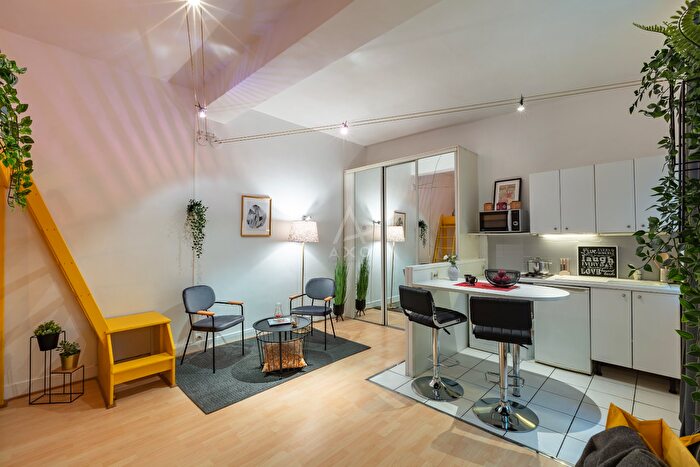 Appartement 1 pièce à vendre - Paris 3ème, Archives
