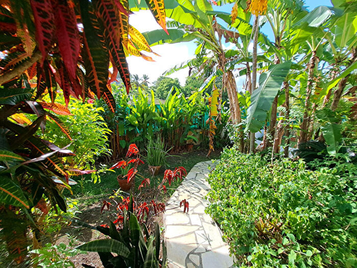 Appartement à louer - Le Gosier - 1 pièce - 1 chambre