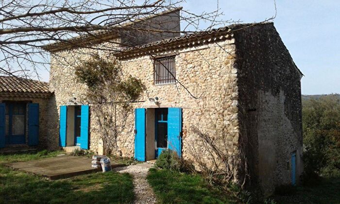 Lambruisse - Maison 3 pièces à louer