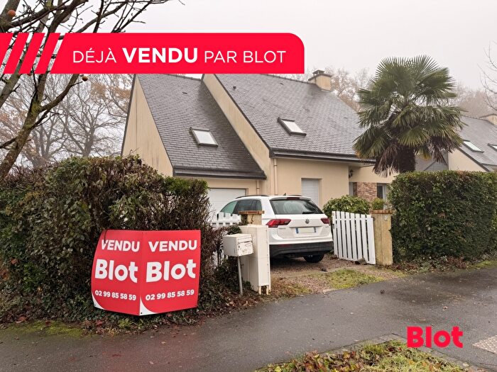 Maison à vendre - Saint-Gilles - 6 pièces - 5 chambres