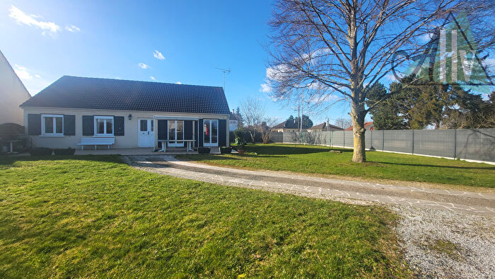 Maison à vendre - Bray-sur-Seine - 4 pièces - 3 chambres