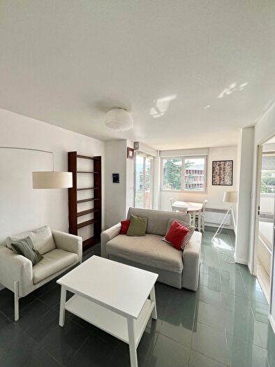 Appartement à louer - Toulouse, Saint-Sernin - 2 pièces - 1 chambre