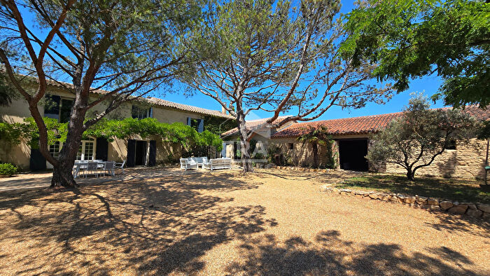 Maison 6 pièces à Alleins, à vendre