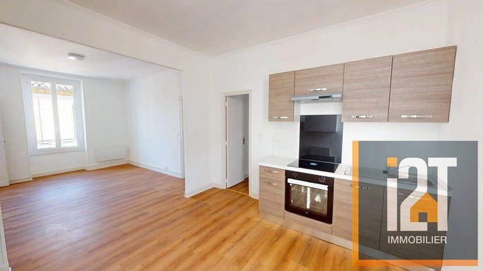 Gambetta, Nîmes : Appartement 4 pièces à louer