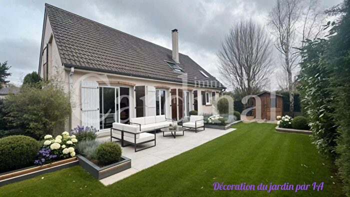 Maison à vendre - Noisy-le-Roi - 7 pièces - 4 chambres