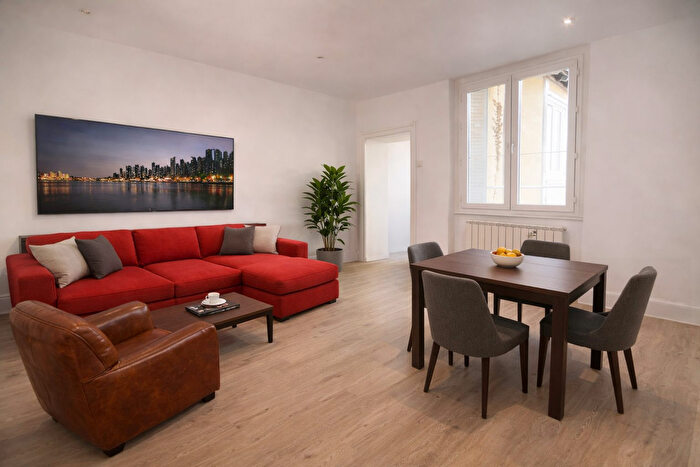 Appartement à vendre - Vichy, Quartier de France - 3 pièces - 1 chambre