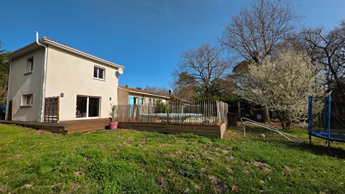 Maison à vendre - Soulac-sur-Mer - 8 pièces - 5 chambres