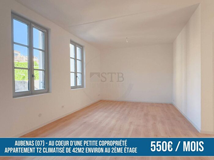 Centre Ville, Aubenas : Appartement 2 pièces à louer