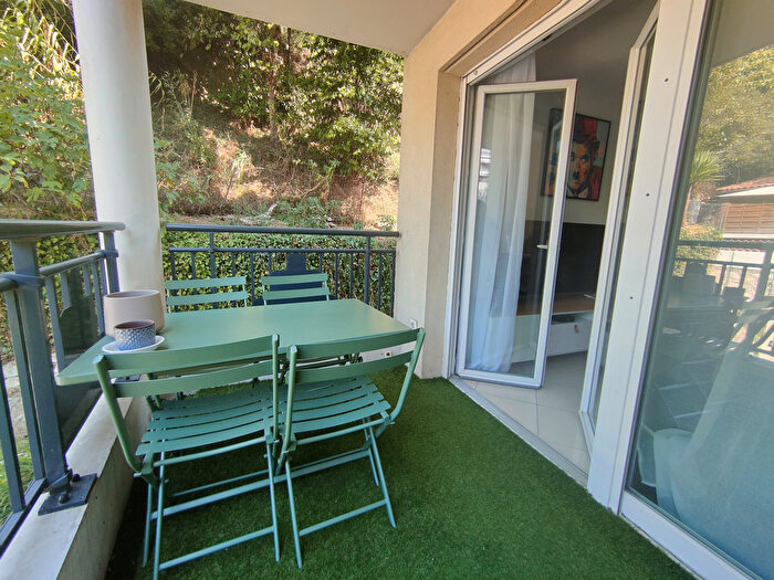 Appartement à vendre - Menton, Haut Borrigo, Saint-Paul-Garavan, Vallée de Gorbio - 3 pièces - 2 chambres