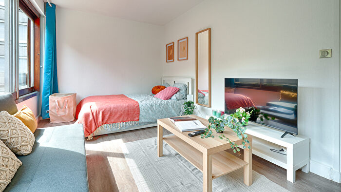 Appartement 1 pièce à Paris 15ème, Georges Brassens, à louer