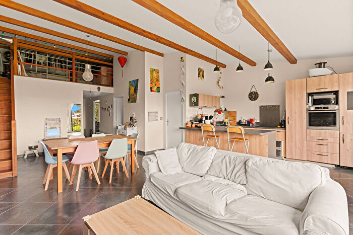 Appartement à louer - Saint-Germain-au-Mont-dOr - 4 pièces - 2 chambres