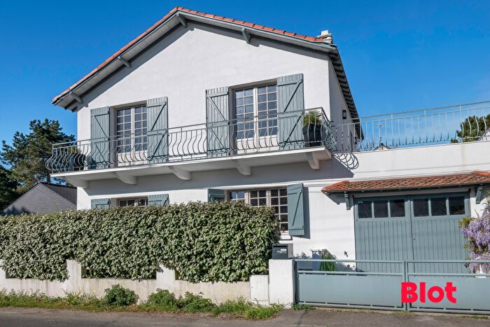 Maison à vendre - La Baule-Escoublac - 6 pièces - 5 chambres