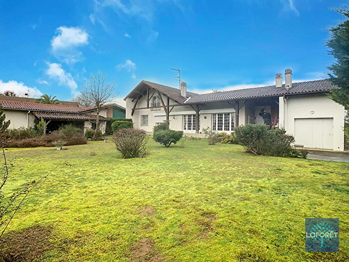 Maison à vendre - Narrosse - 7 pièces - 6 chambres