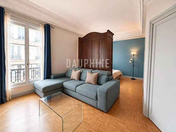 Paris 1er arrondissement - Appartement 1 pièce à louer