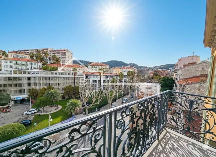 Appartement 3 pièces à Nice, Carabacel, à vendre