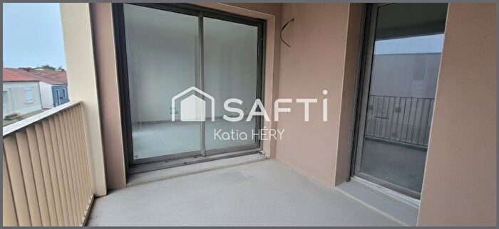 Appartement à vendre - Challans, Centre-ville - 3 pièces - 2 chambres