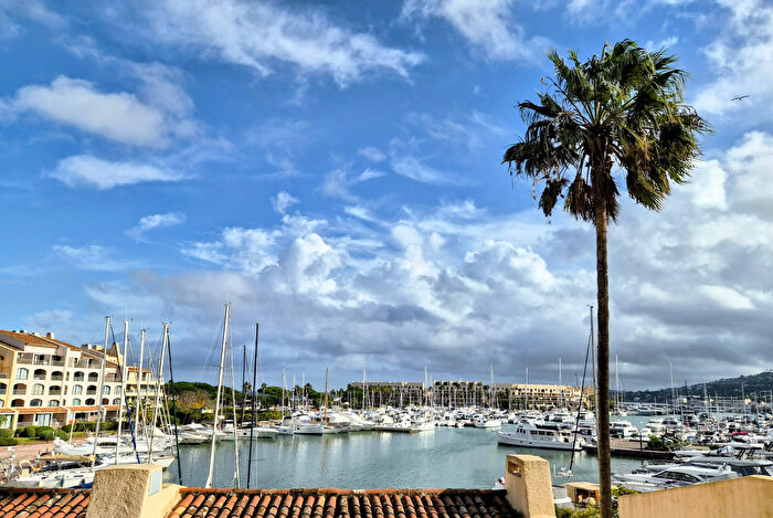 Appartement à vendre - Cogolin - 1 pièce - 1 chambre