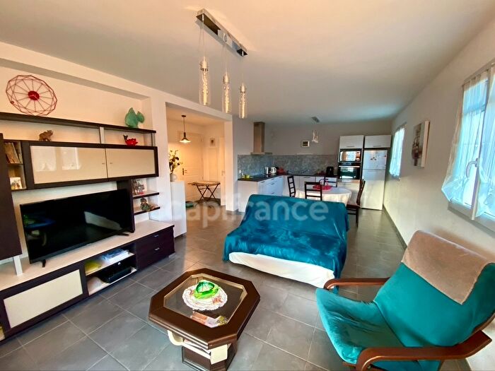 Appartement à vendre - Vescovato - 3 pièces - 2 chambres