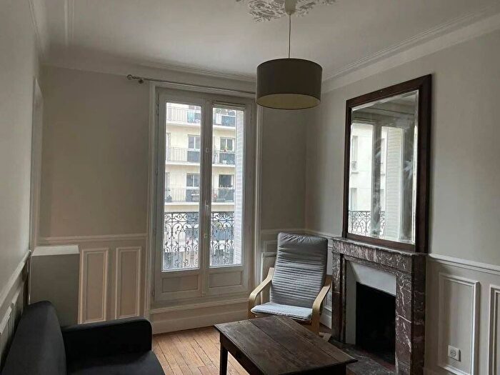 La Fourche-Guy Môquet, Paris 17ème arrondissement : Appartement 2 pièces à louer
