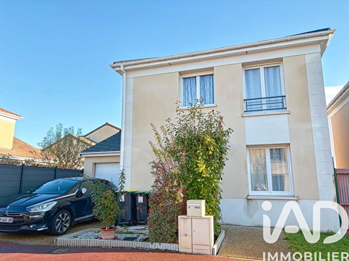 Maison à vendre - Bruyères-sur-Oise - 4 pièces - 3 chambres