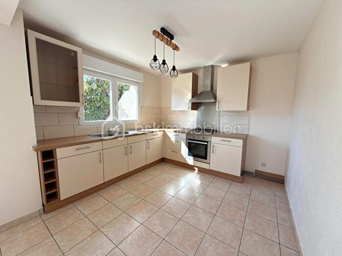 Maison à vendre - Issenheim - 4 pièces - 3 chambres