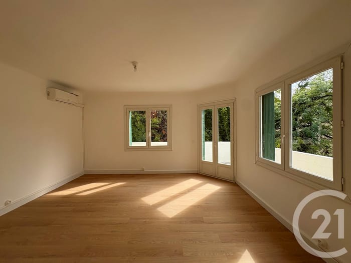Appartement 4 pièces à Montpellier, Hôpitaux, Facultés, à louer