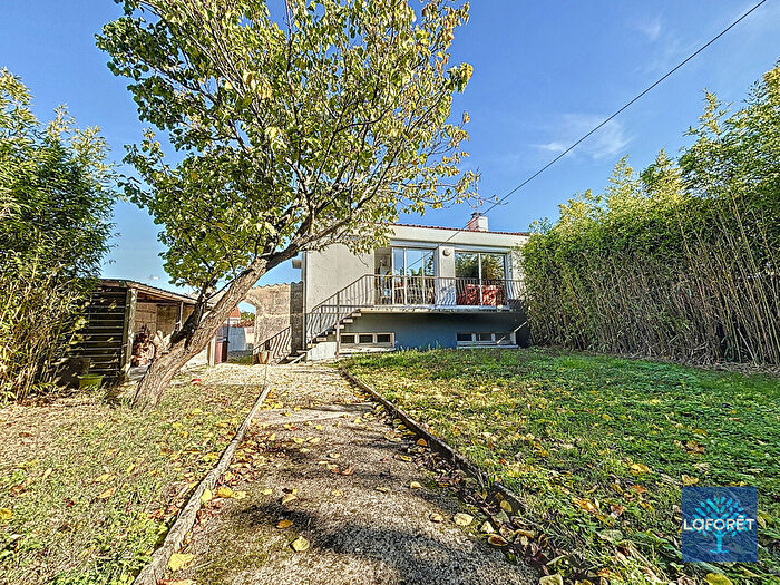 Maison à vendre - Château-dOlonne, Les Soulardières, Mairie - 6 pièces - 5 chambres