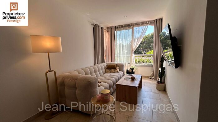 Sanary-sur-Mer, La Cride, Beau Cours - Appartement 2 pièces à vendre