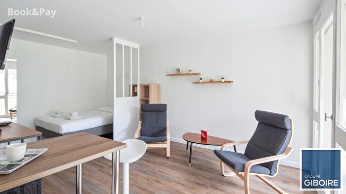 Appartement à louer - Quartiers Nord-Est, Patton, Bellangerais - 1 pièce