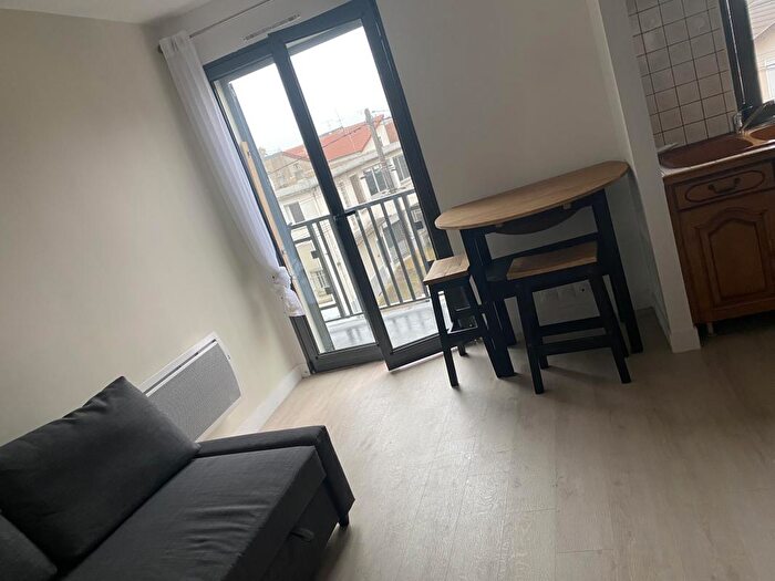 Appartement à louer - Aulnay-sous-Bois, Chanteloup, Pont de lUnion - 2 pièces - 1 chambre