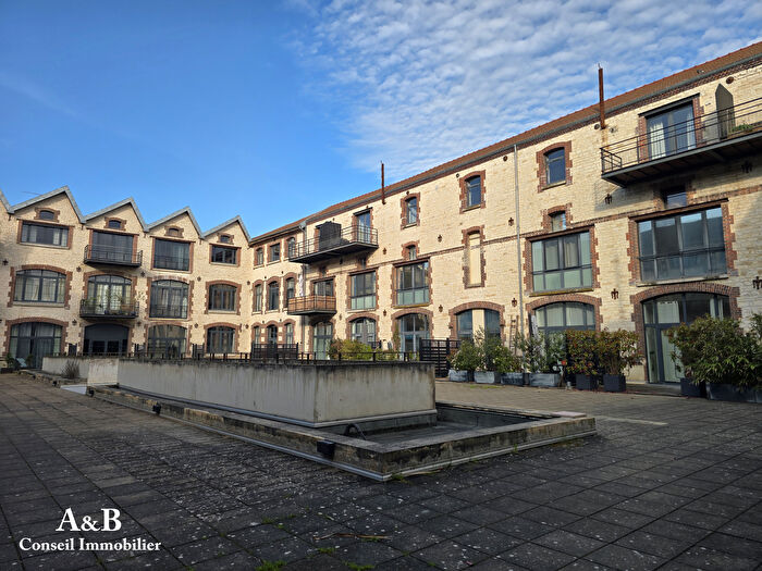 Appartement à vendre - Troyes, Gare - 5 pièces - 3 chambres