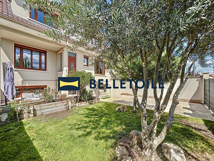 Maison à vendre - Maisons-Alfort, Charentonneau - 6 pièces - 5 chambres