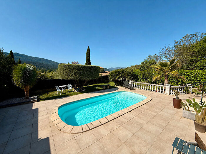 Maison 5 pièces à Saint-Zacharie, à vendre