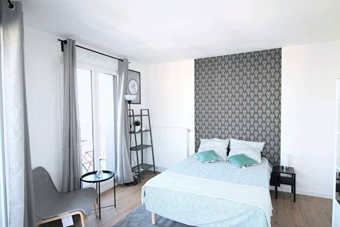Victor Hugo-République, Clichy - Appartement 1 pièce à louer