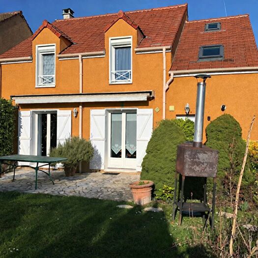 Maison à vendre - Tournan-en-Brie - 6 pièces - 4 chambres