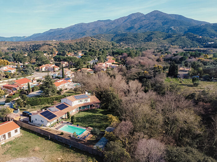 Maison à vendre - Montesquieu-des-Albères - 7 pièces - 5 chambres