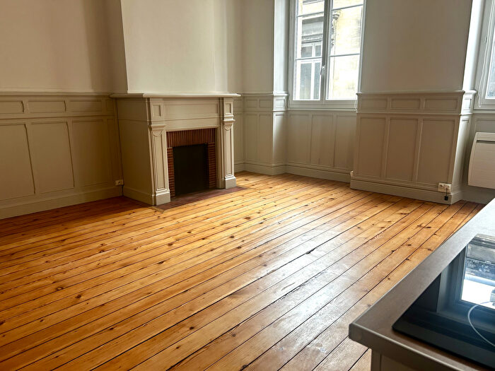Appartement à louer - Bordeaux, Saint-Christoly - 2 pièces - 1 chambre