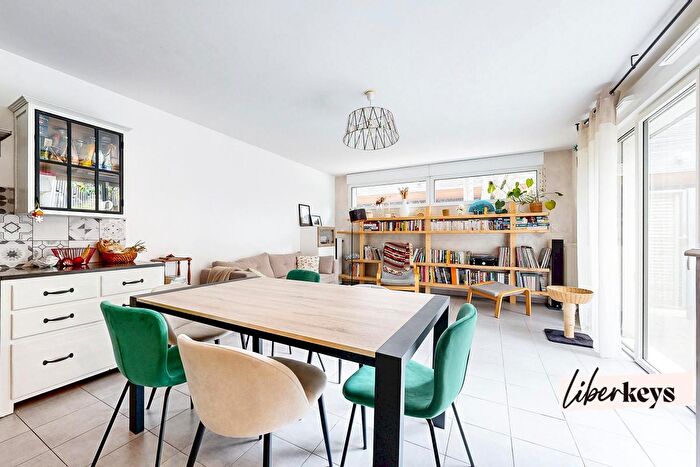 Maison 4 pièces à vendre à Nantes, Eraudière, La Marrière, Rond-point de Paris