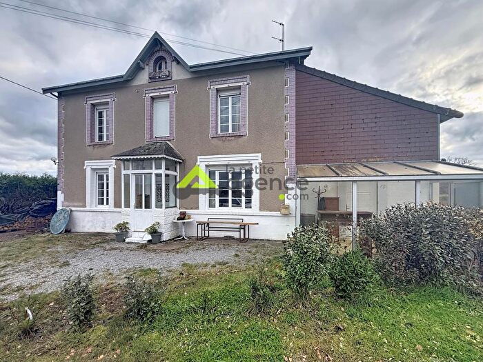 Maison à vendre - Mourioux-Vieilleville - 7 pièces - 4 chambres