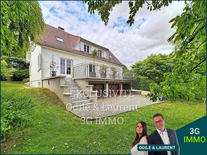 Maison 8 pièces à Bulles, à vendre