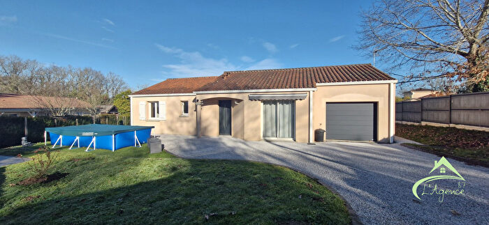 Maison à vendre - Saint-Junien - 3 pièces - 2 chambres