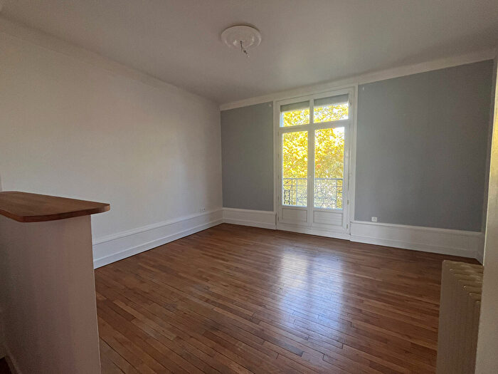 Appartement à louer - Tours, Grammont - 3 pièces - 2 chambres