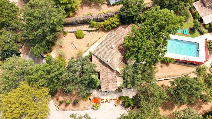 Maison 8 pièces à vendre à Fayence
