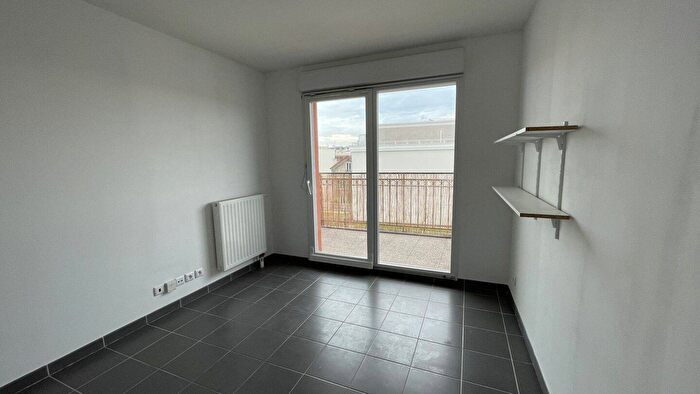 Appartement 1 pièce à Périchelles-Saint Hubert-Centre Gare-Abbesses, Chelles, à louer