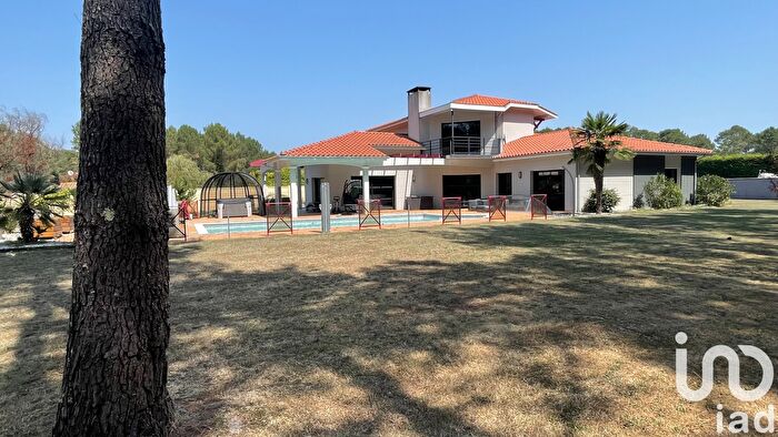 Maison à vendre - Parentis-en-Born - 7 pièces - 5 chambres