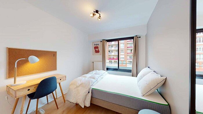 Appartement à louer - Saint Quentin, Montigny-le-Bretonneux - 1 pièce